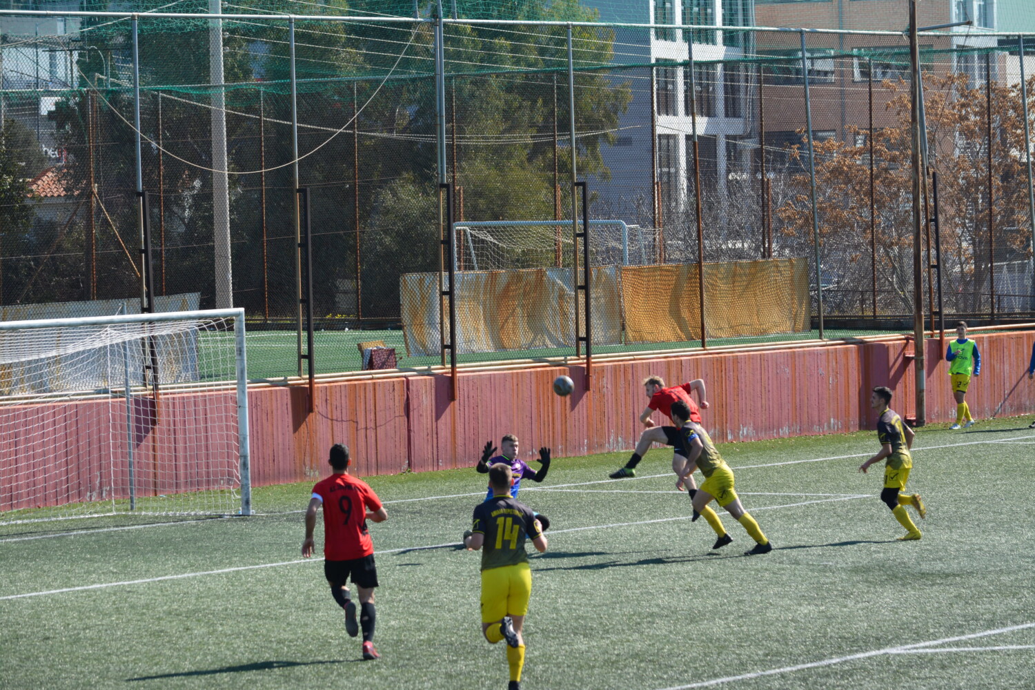 Τα ΣΟΥΡΜΕΝΑ εύκολα με 5-0 την Άμιλλα Περιστερίου (φωτο)